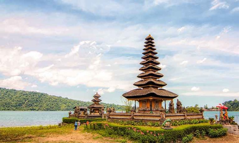 The Ultimate Guide to Bali Car Rental with Driver - Solahart Handal